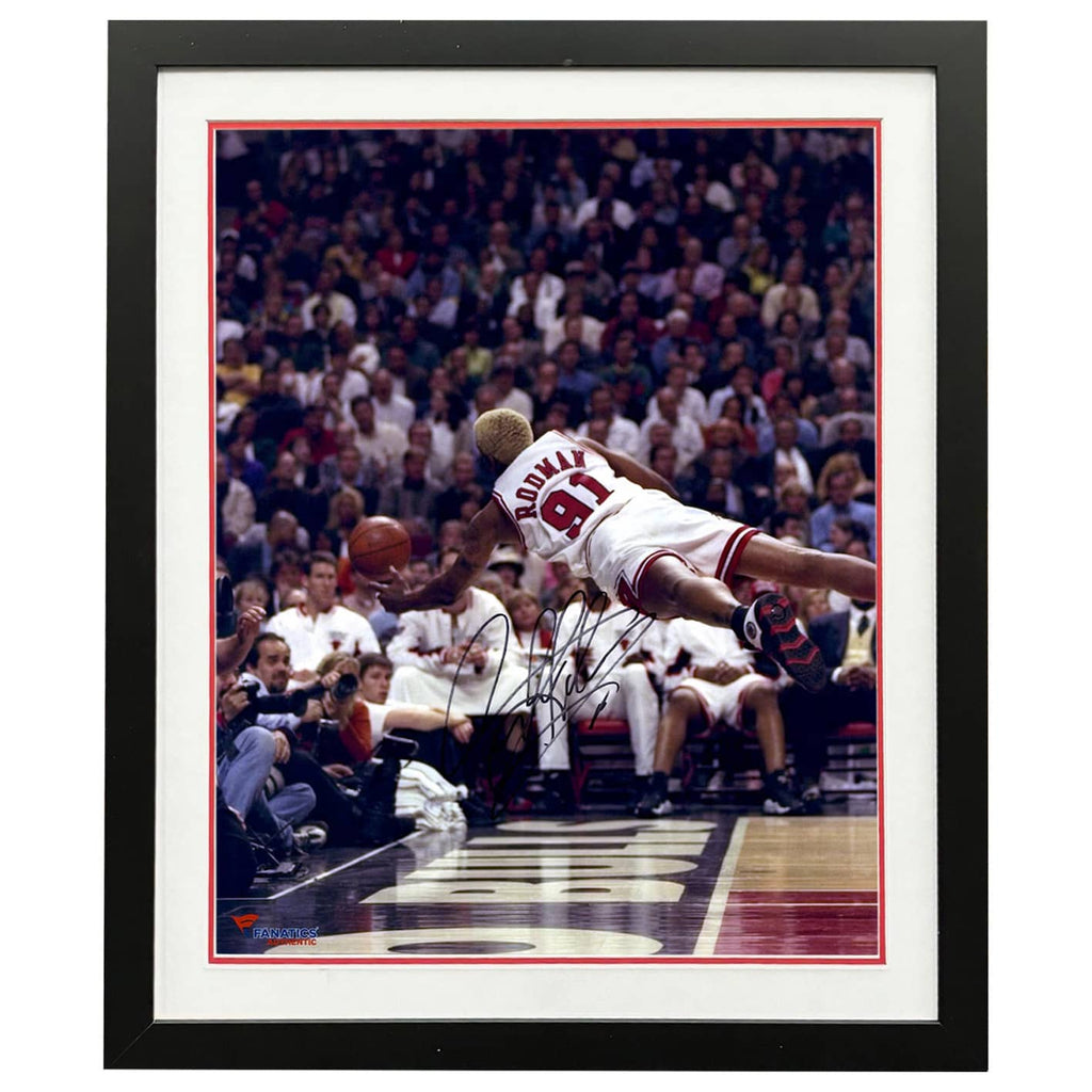 Dennis Rodman Bulls Autographed 16" x 20" Vertical Diving Coloured Pho ...